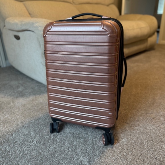 iFly | Bags | Ifly Hardside Fibertech 2 Carryon Luggage | Poshmark
